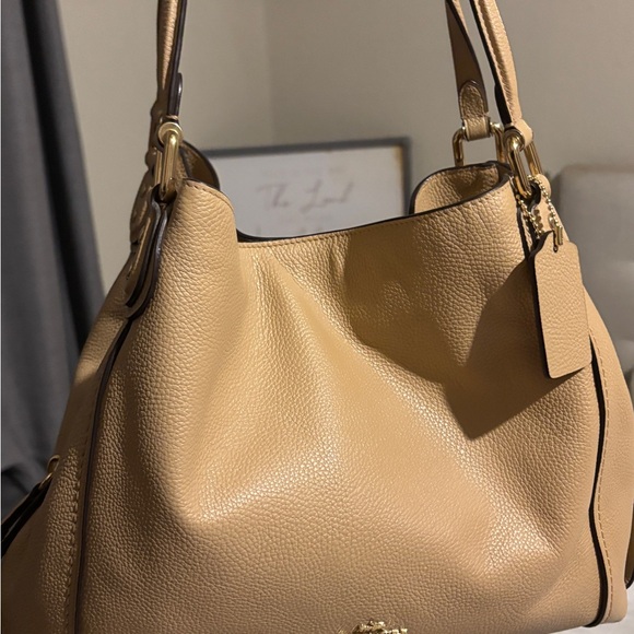 Coach | Bags | Coach Tan Leather Shoulder Bag With Slouchy Design ...